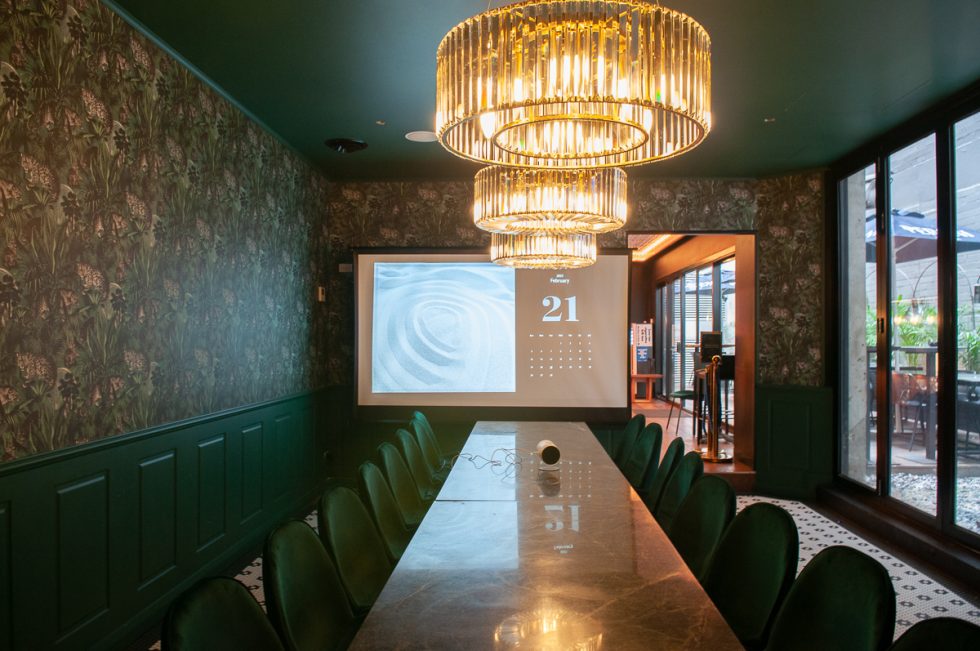 FOLLIES BAR | Now at 2 locations! Flinders Lane & Little Lonsdale St ...